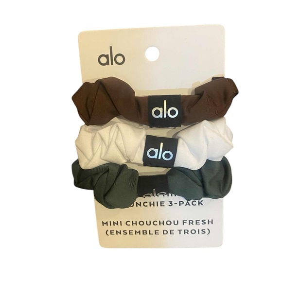 ALO Yoga | Accessories | Nwt Alo Yoga Scrunchie 3pk Multi | Poshmark